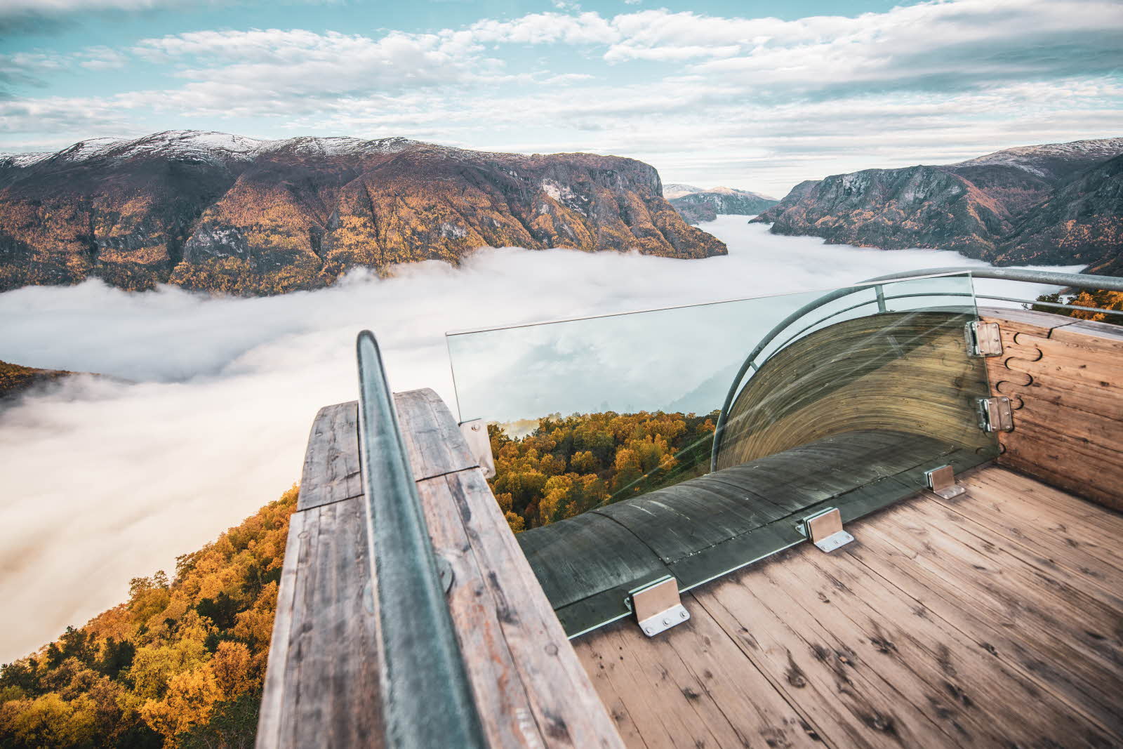 Get the best fjord view from Stegastein Viewpoint | Norways best